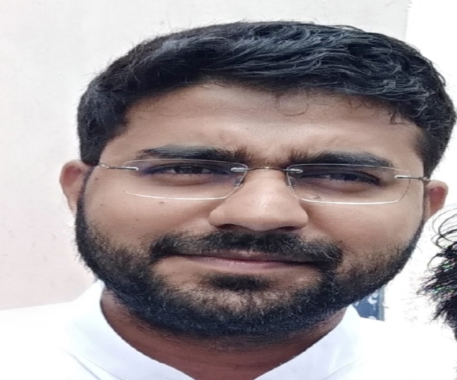 मेरठ के नवनियुक्त जिलाधिकारी दीपक मीणा ने कार्यभार संभाला, इलेक्ट्रिकल इंजीनियर हैं नए डीएम ...